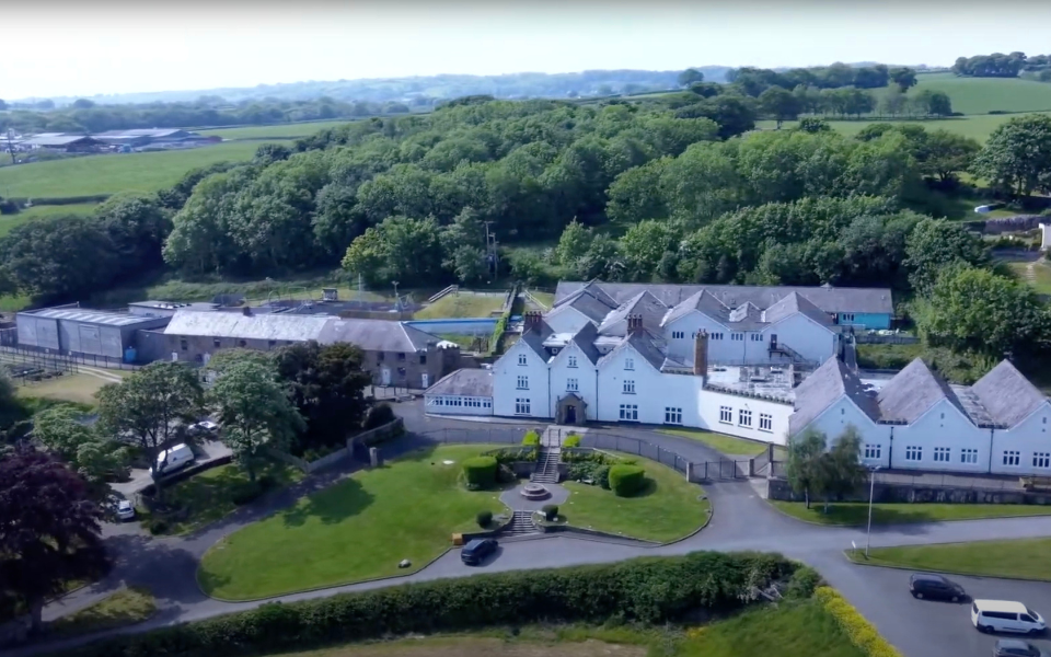 Chestnut Hill School, Holywell